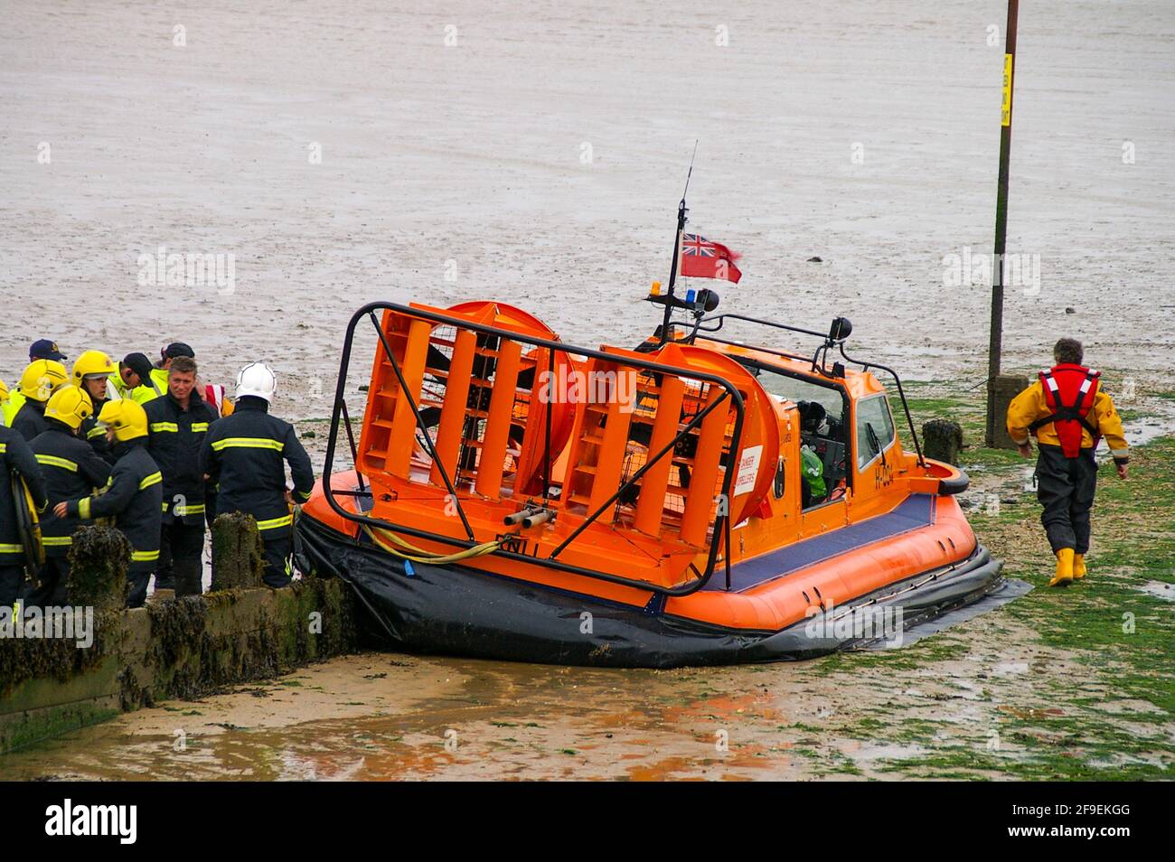 Rnli hovercraft hi-res stock photography and images - Alamy