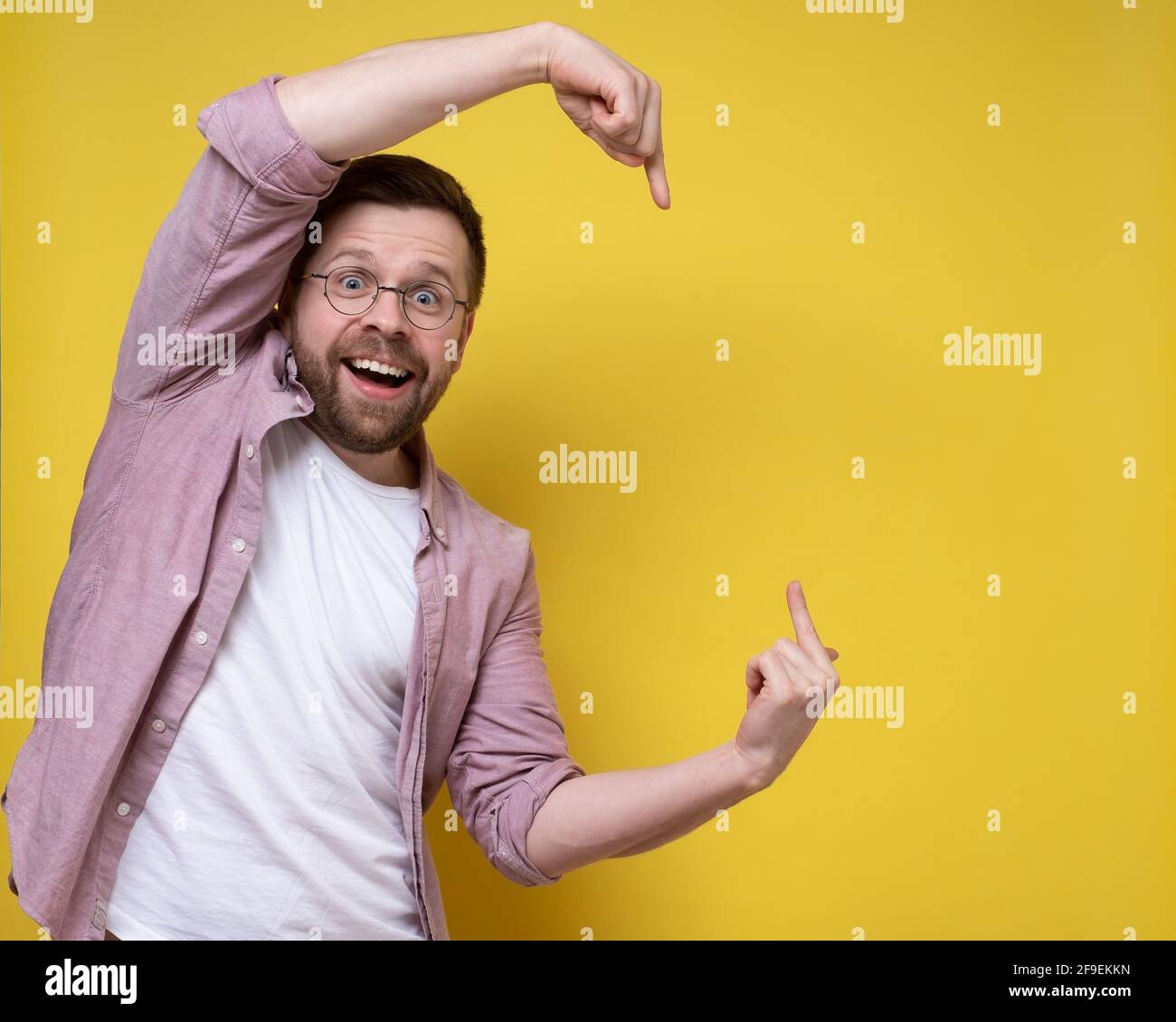 Unusual pose hi-res stock photography and images - Alamy