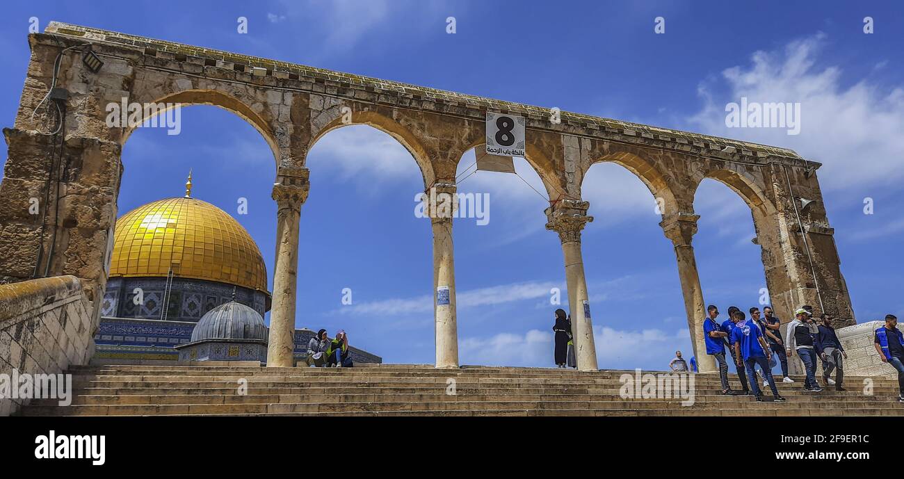 Al-Aqsa Mosque compound during on friday in Ramadan month Stock Photo ...