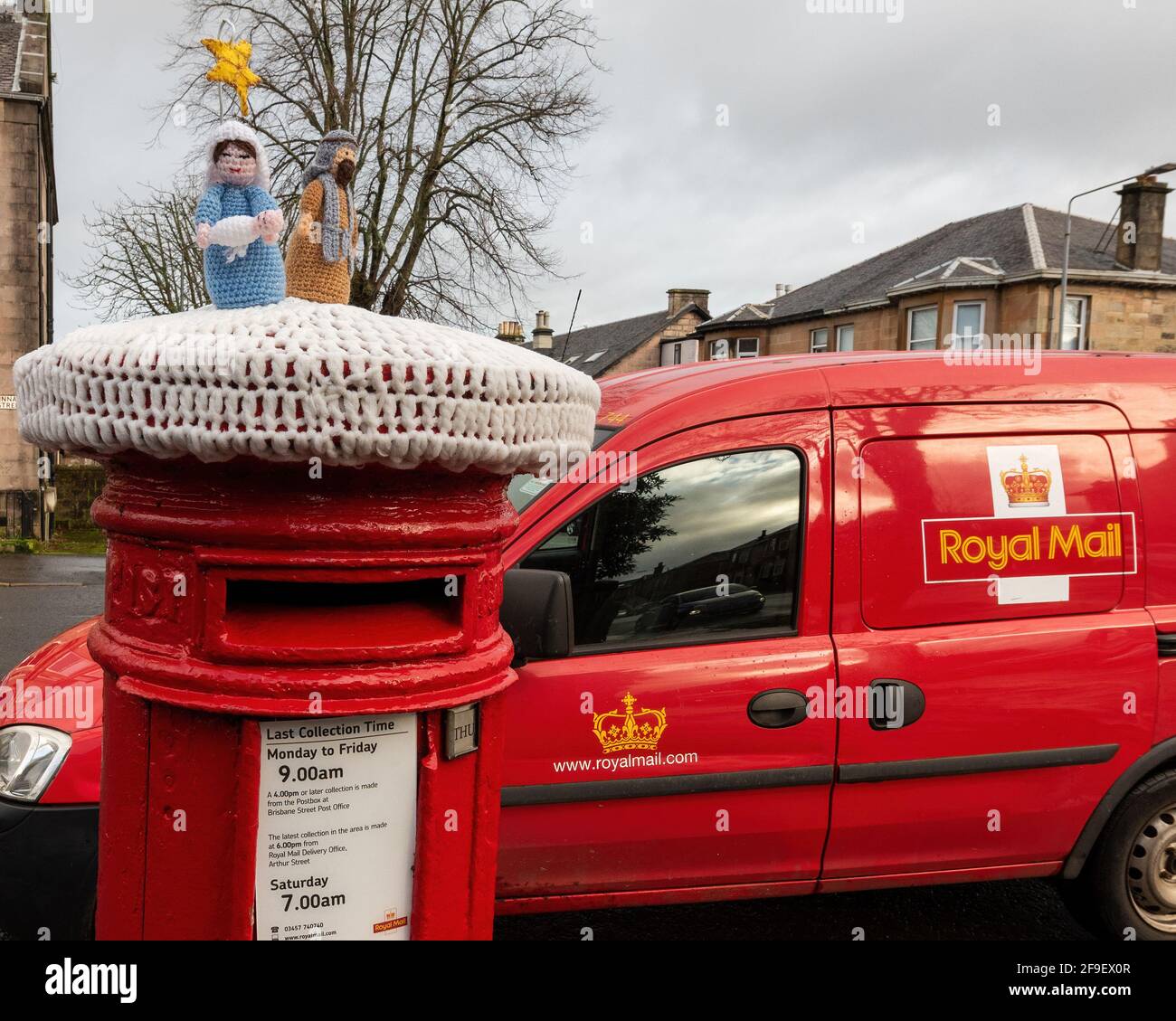 Postbox hats hi-res stock photography and images - Alamy