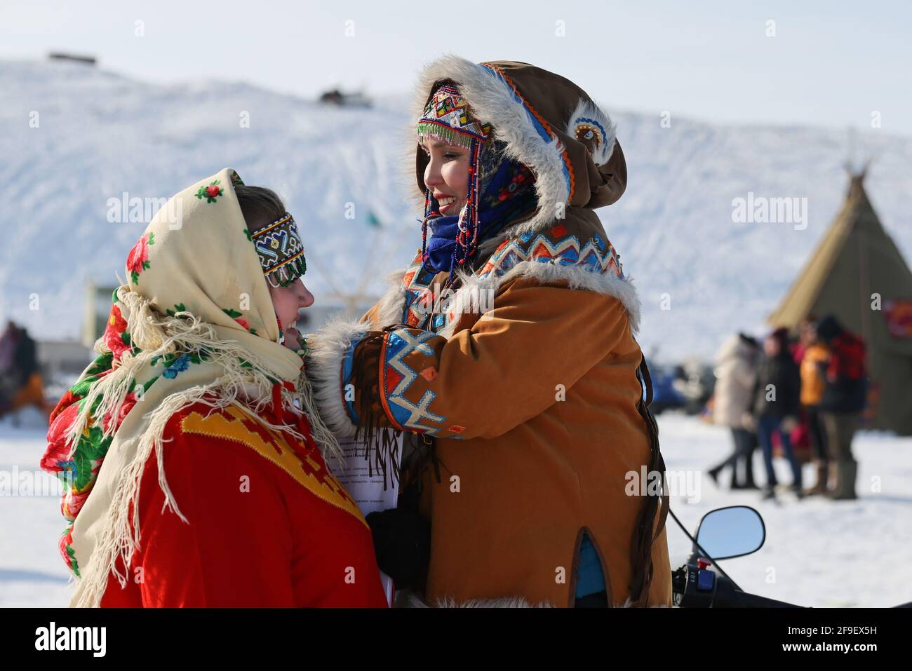 Siberian Costumes High Resolution Stock Photography and Images - Alamy