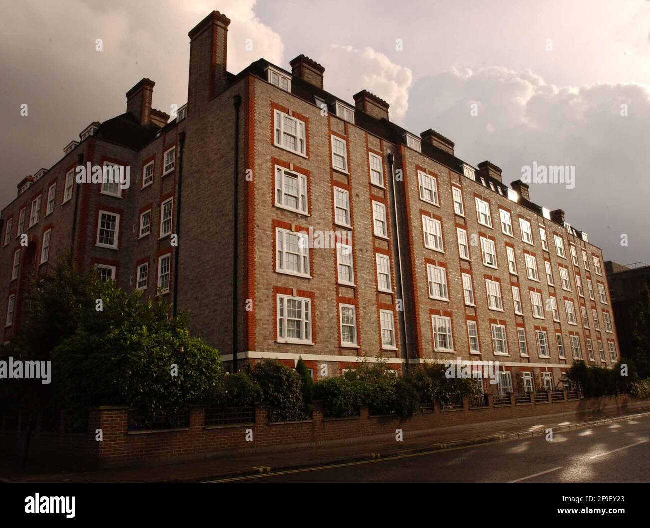 Paul edmonds hi-res stock photography and images - Alamy