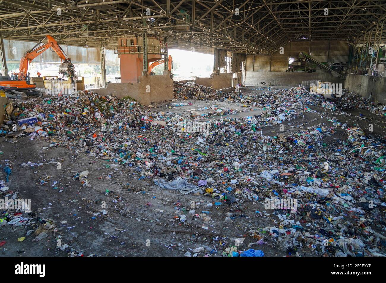 Waste collection centre hi-res stock photography and images - Alamy