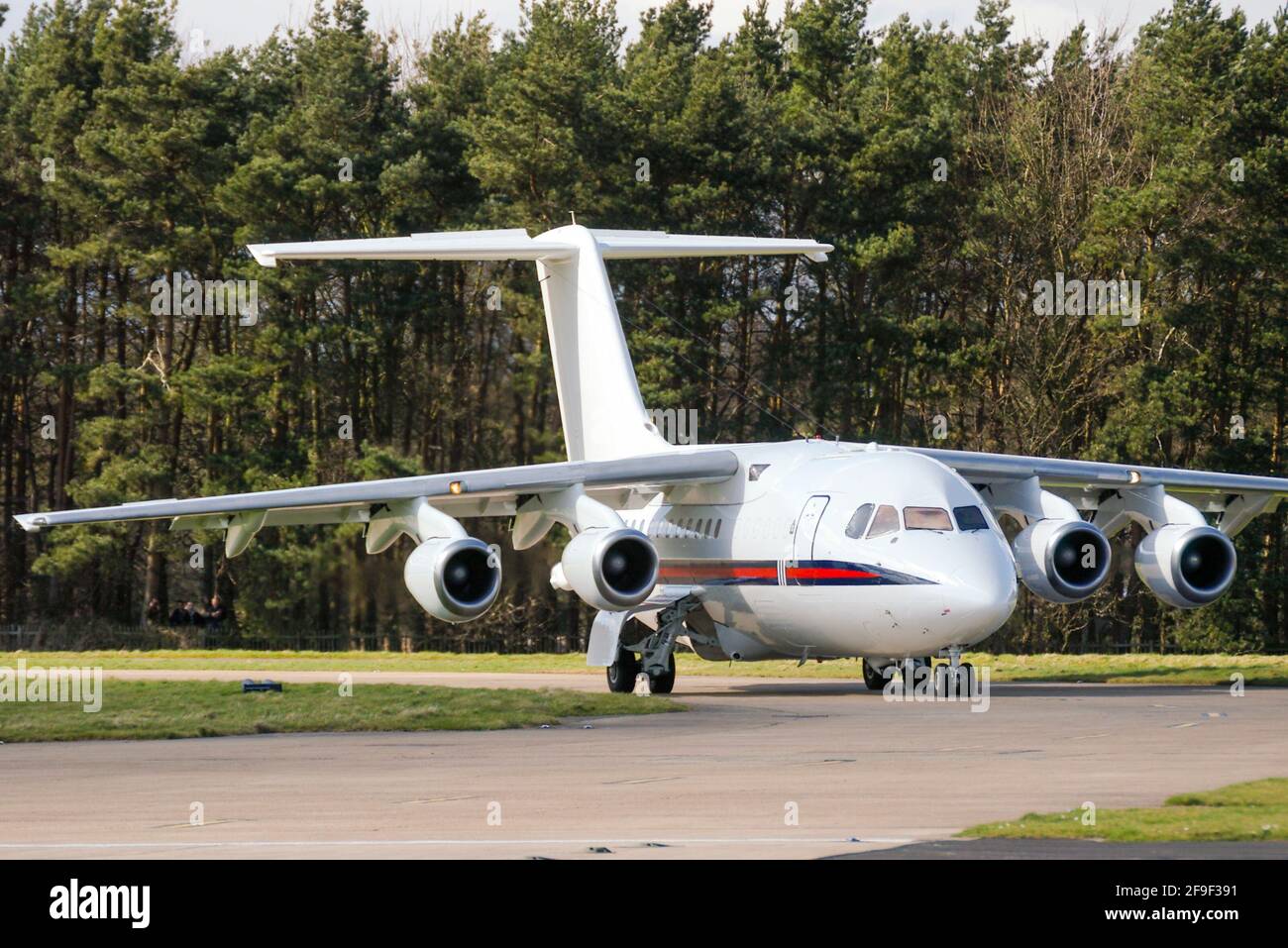 32 squadron hi-res stock photography and images - Alamy