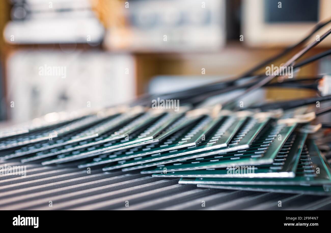 Close-up side view of a panel of SMD resistors Stock Photo - Alamy