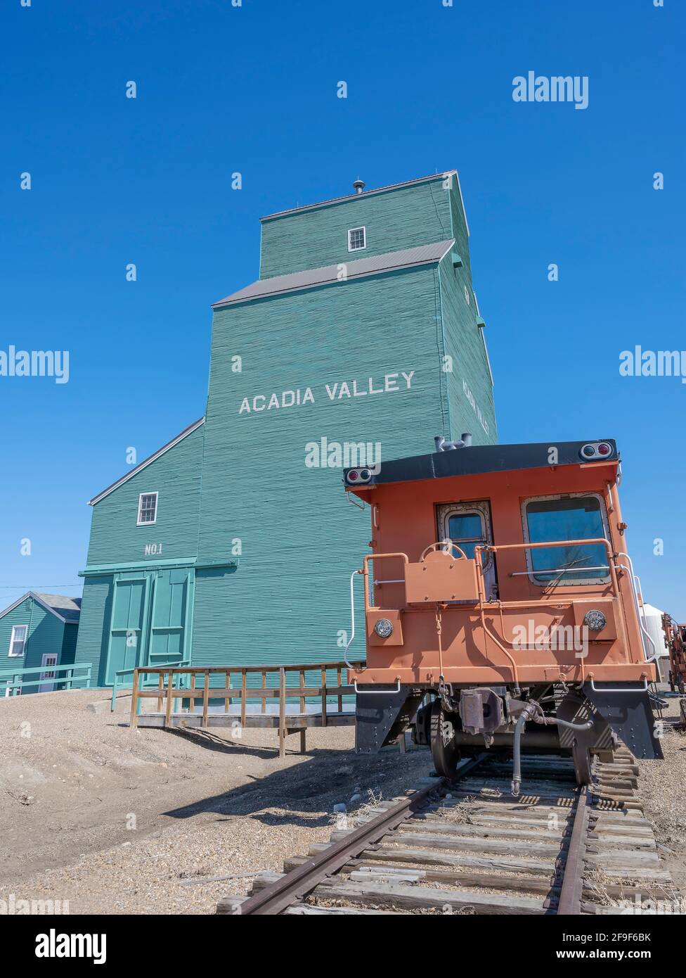 Grain elevator and caboose in Acadia Valley, Alberta, Canada Stock ...