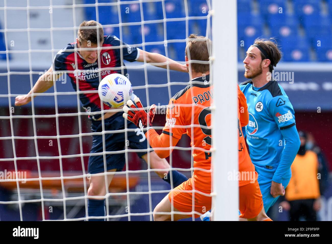 Renato Dall'Ara stadium, Bologna, Italy, 18 Apr 2021, Mattias Svanberg ...