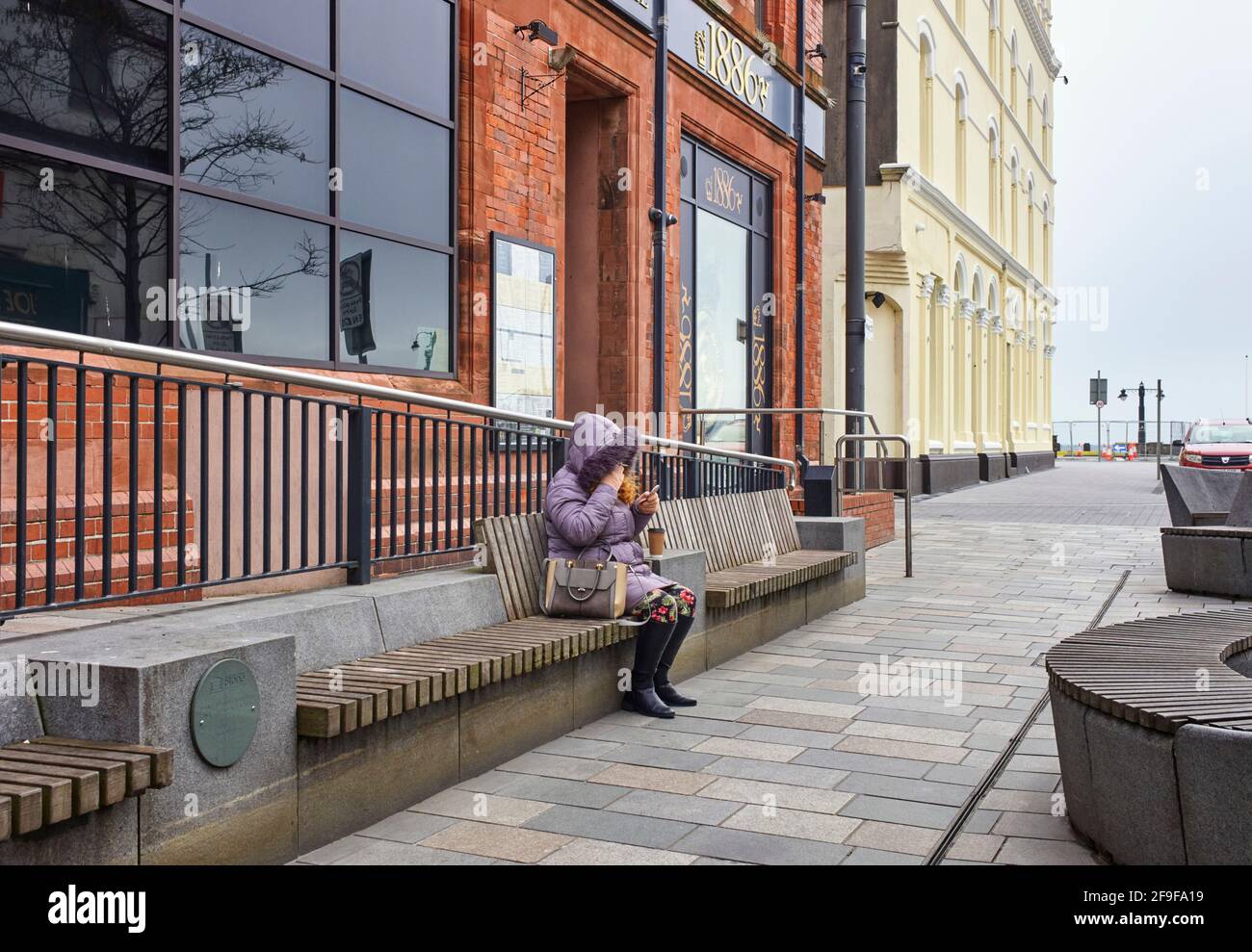 Woman smoking outside bar hi-res stock photography and images - Alamy