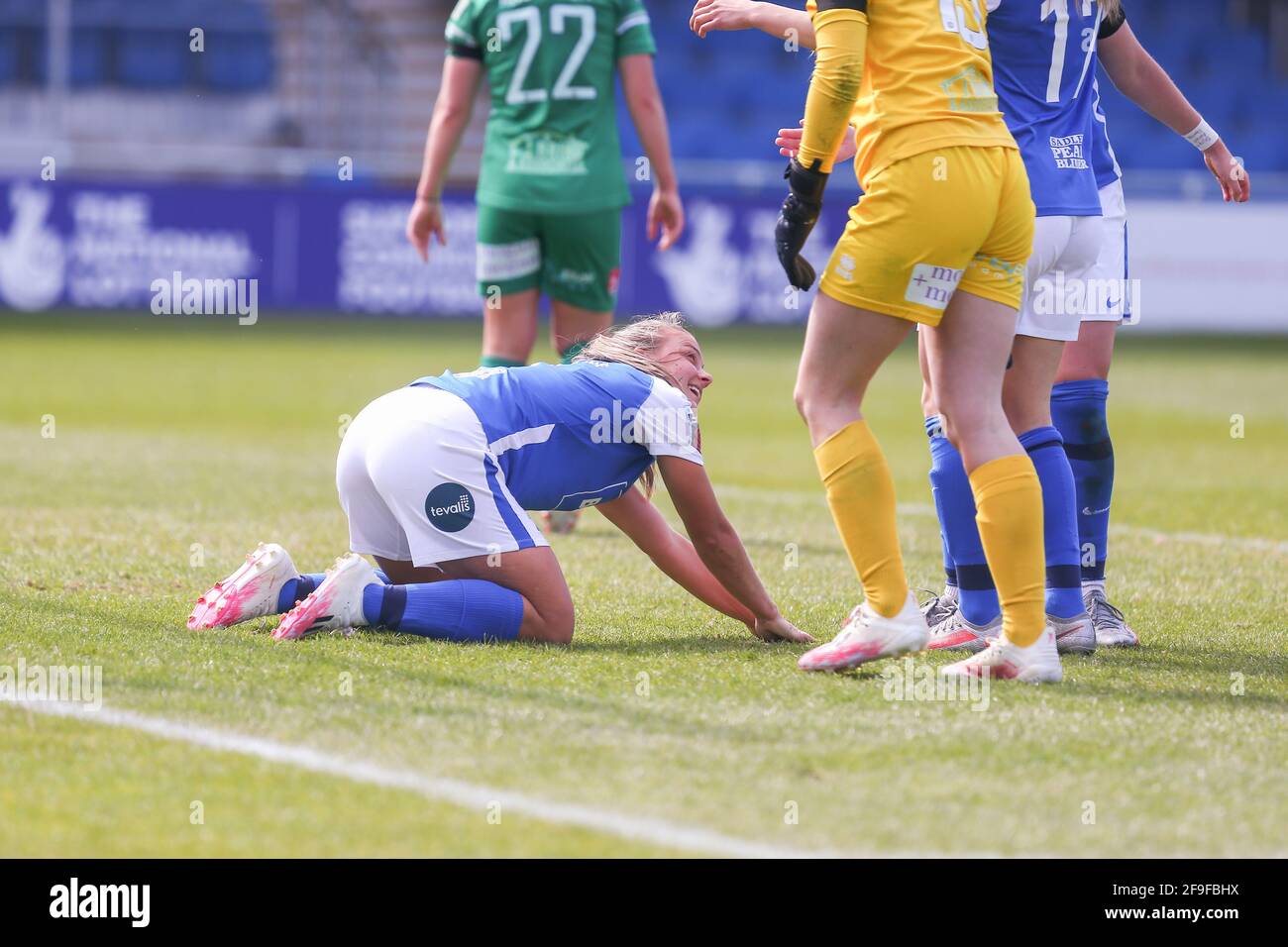 Sarah mayling hi-res stock photography and images - Alamy