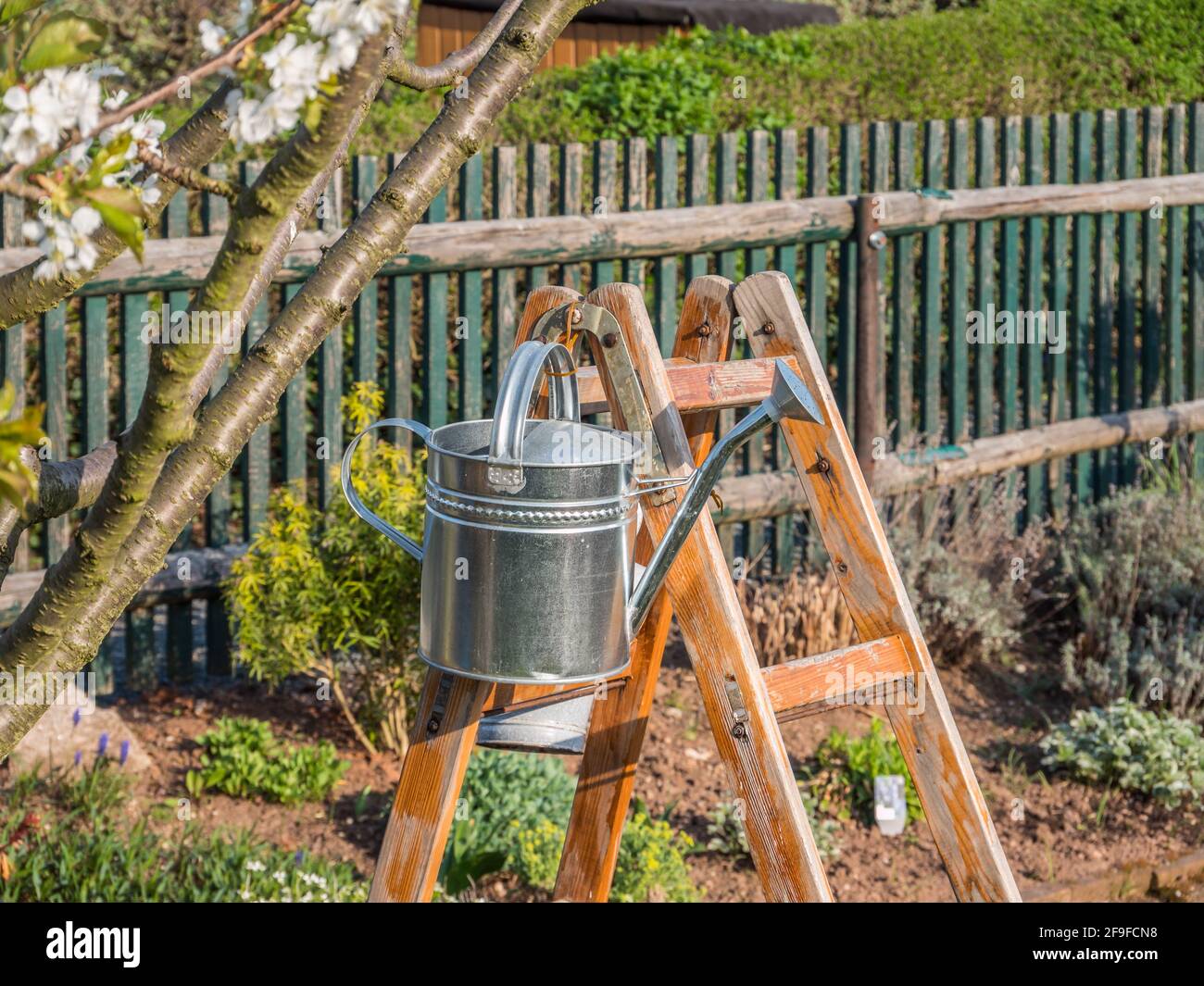 Washing water tank hi-res stock photography and images - Alamy