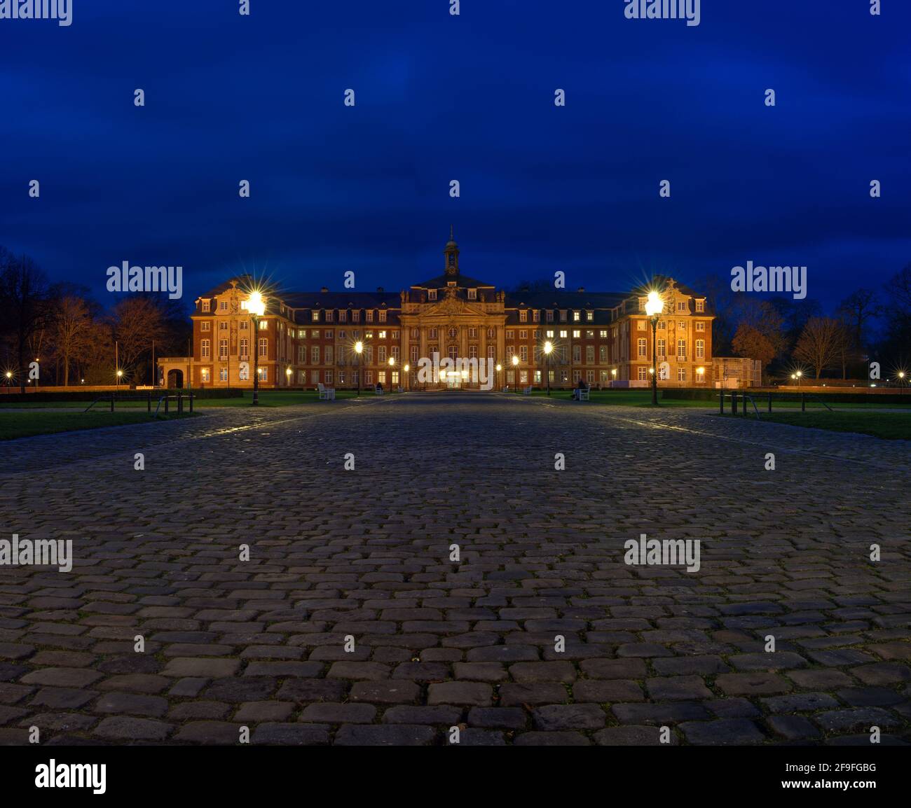 The famous castle in Muenster, Germany Stock Photo - Alamy