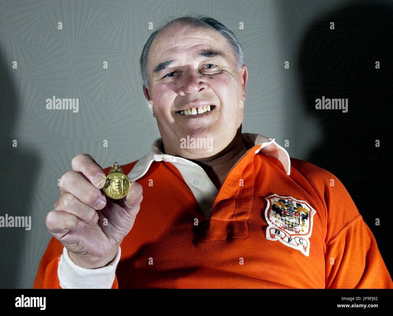 BILL PERRY WHO PLAYED FOR BLACKPOOL IN THE 1953 CUP FINALIN THE SHIRT ...