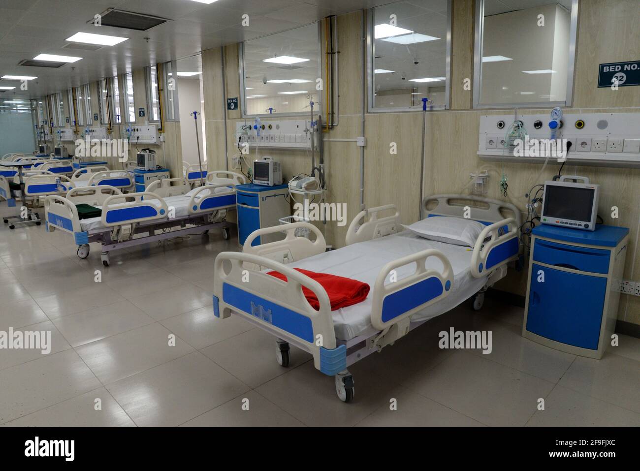 Dhaka, Bangladesh. 18th Apr, 2021. A view of a part of the largest ...