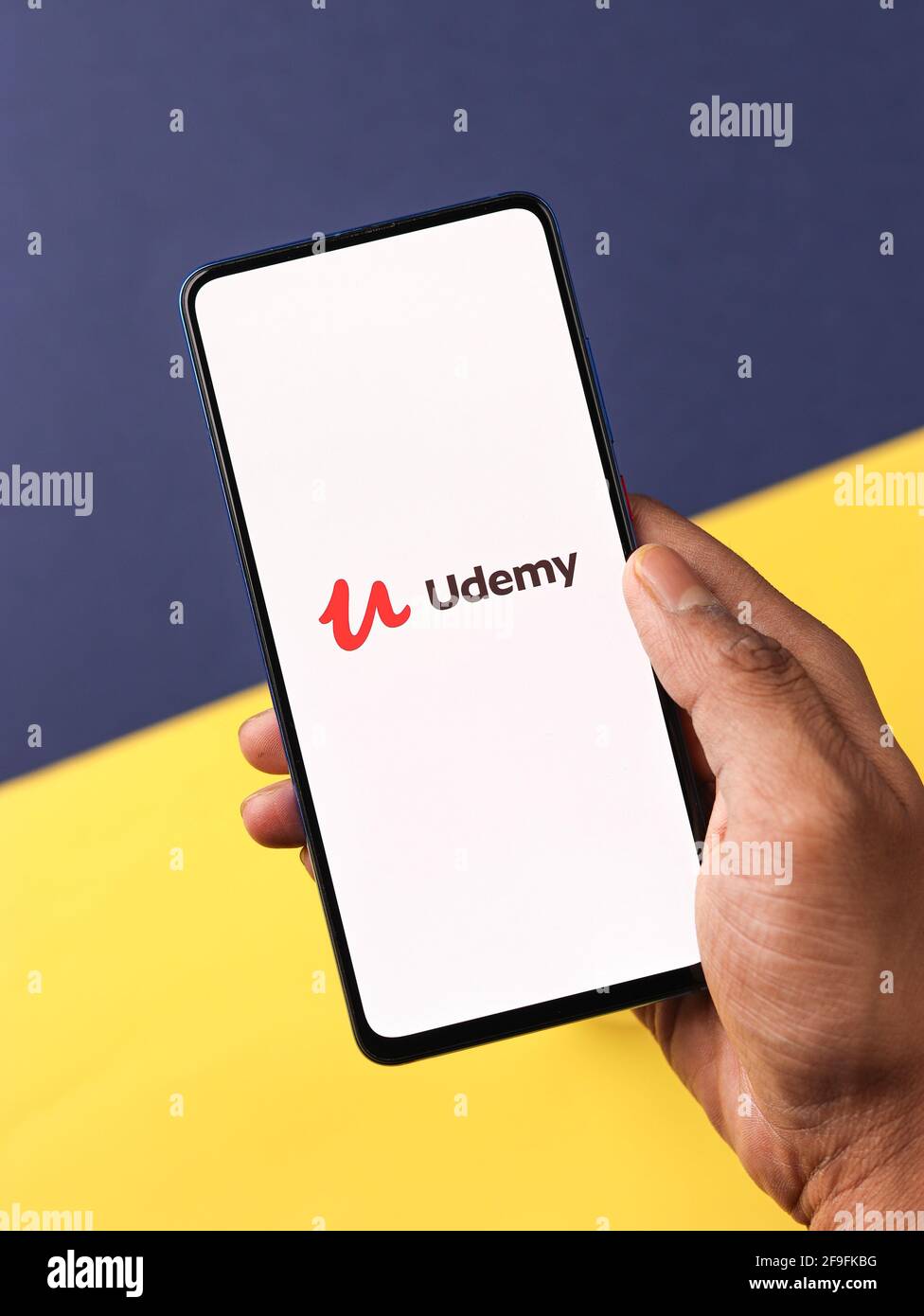 Udemy website hi-res stock photography and images - Alamy