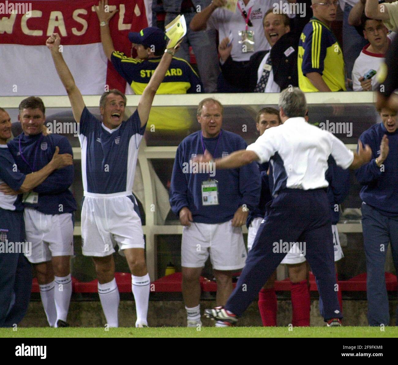 Euro 2000 england germany hi-res stock photography and images - Alamy