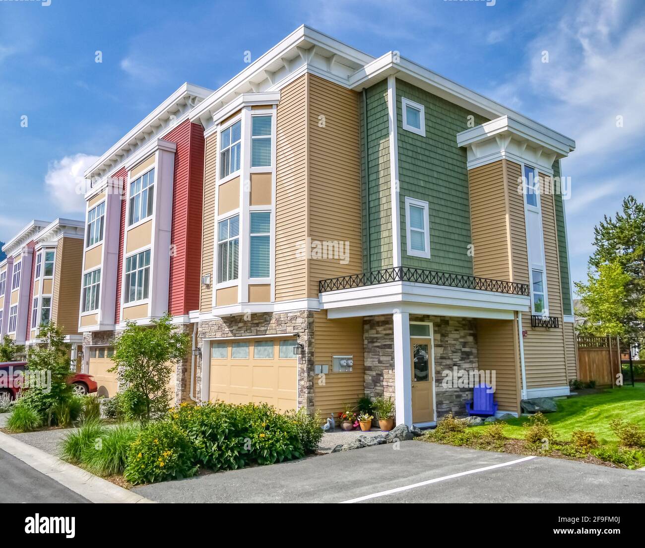 Canada real neighbourhood hi-res stock photography and images - Alamy