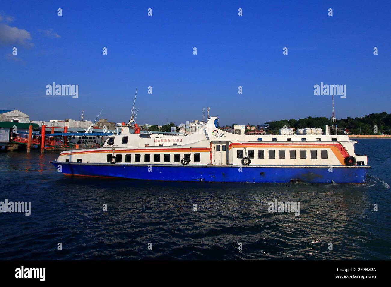 Toba, Sumatera-Indonesia, 20 April 2017 : Passenger ship crossing from ...