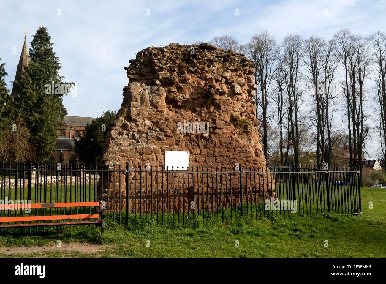 Abbey ruins in Abbey Fields, Kenilworth, Warwickshire, England, UK ...