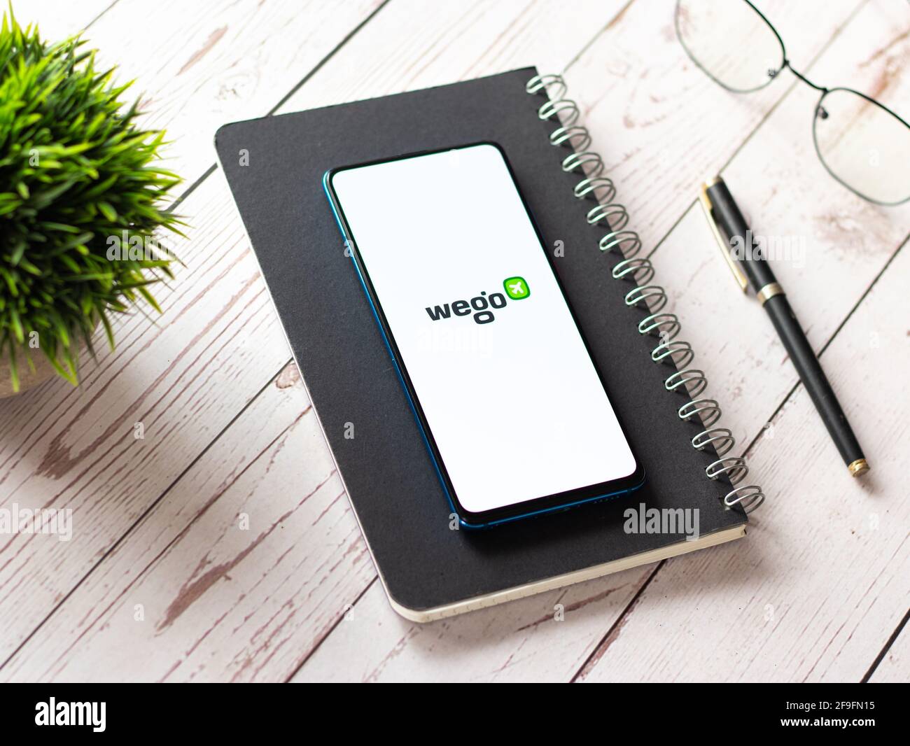 Logo here wego hi-res stock photography and images - Alamy