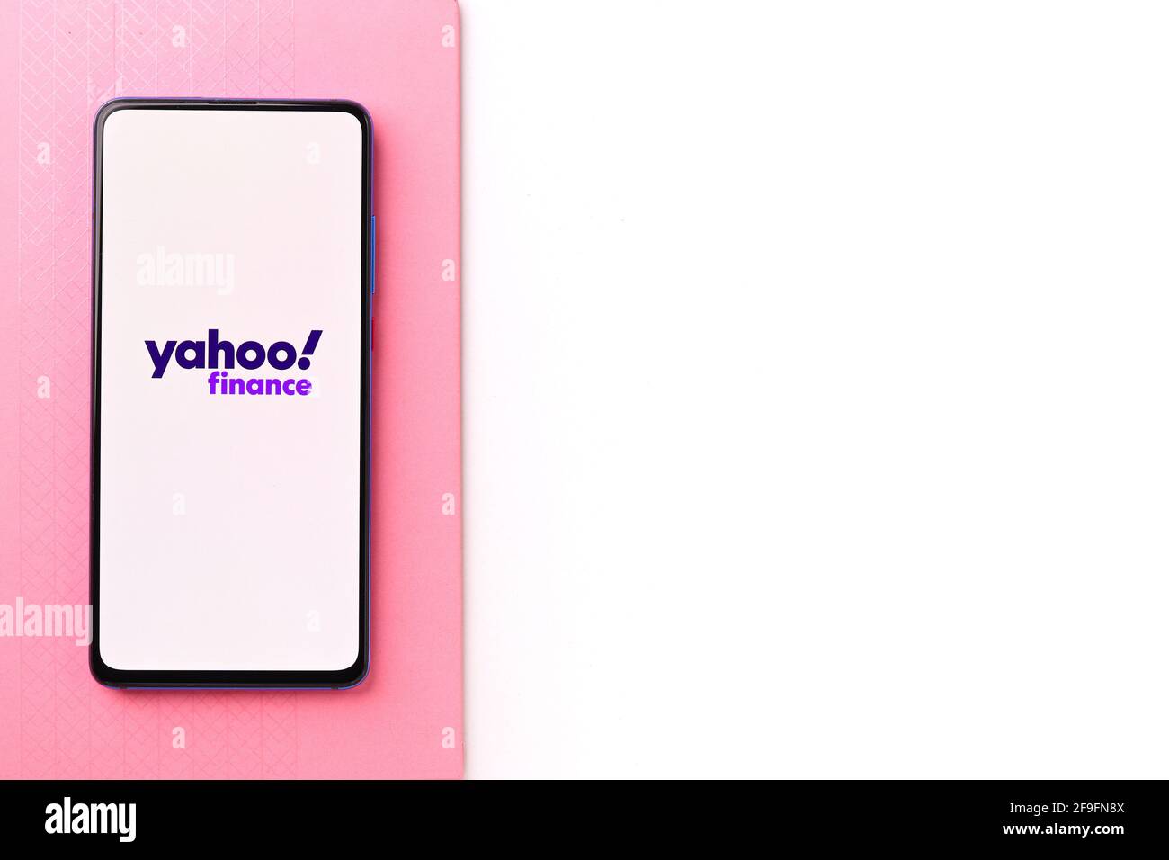 Yahoo finance logo hi-res stock photography and images - Alamy