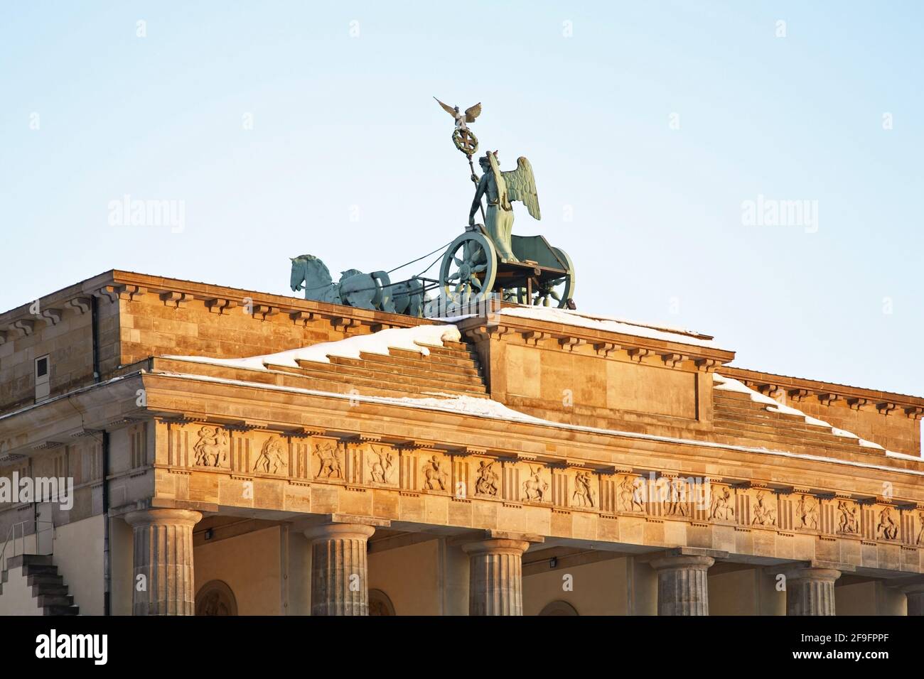 Brandenburg gate in winter hi-res stock photography and images - Alamy