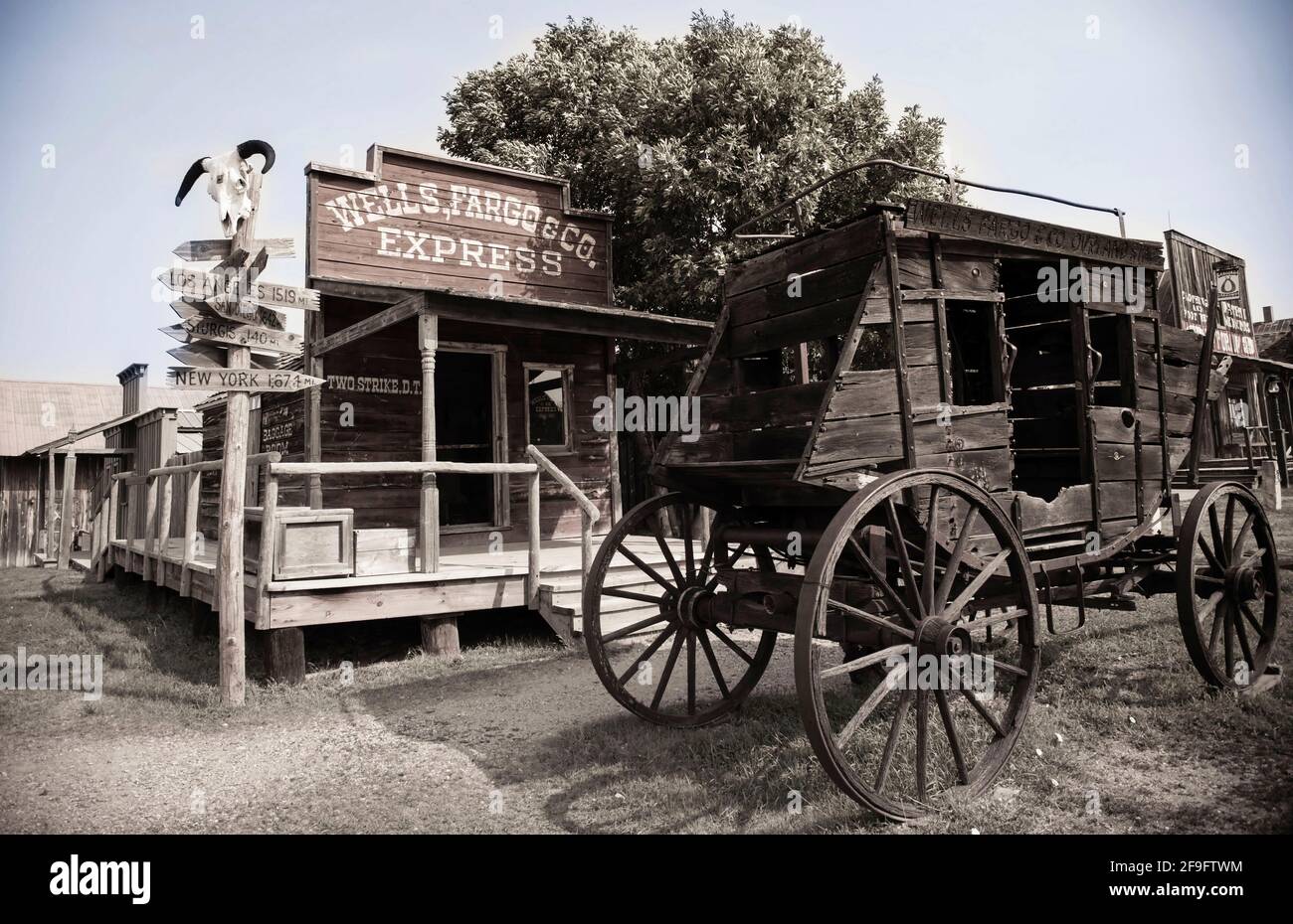 Rustic wood cart hi-res stock photography and images - Alamy