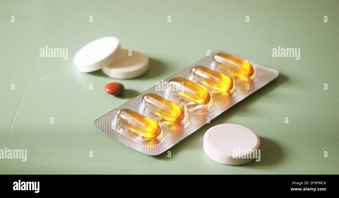 Cure drugs tab hi-res stock photography and images - Alamy