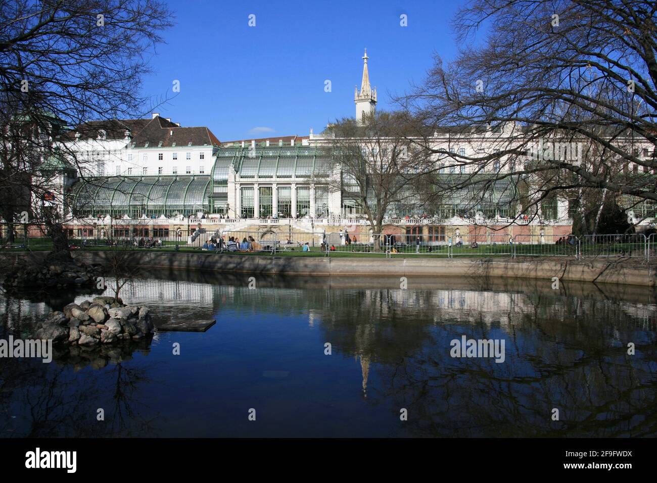 Vienna city reflections Danube canal Stock Photo - Alamy