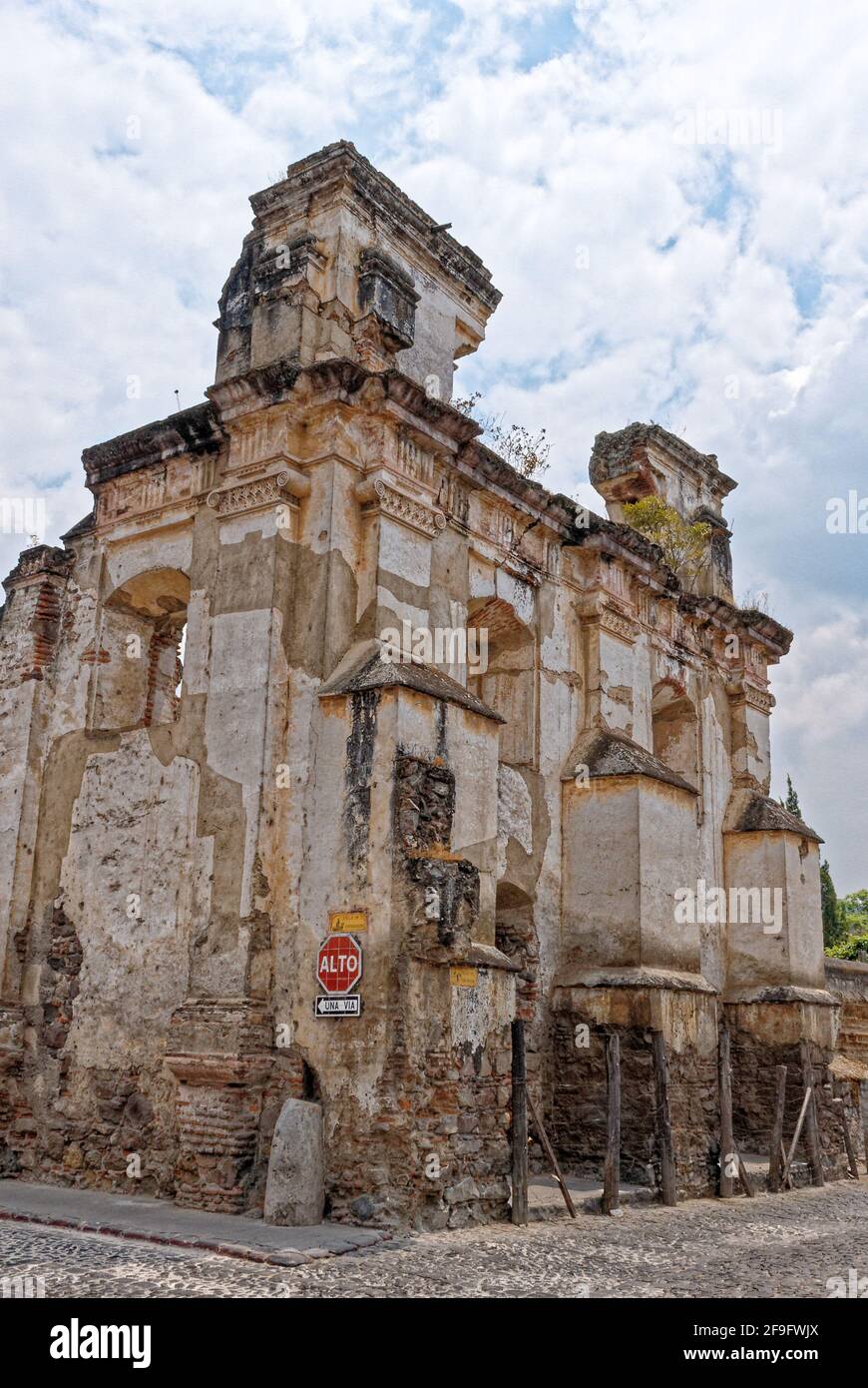 Guatemalan landmarks hi-res stock photography and images - Alamy