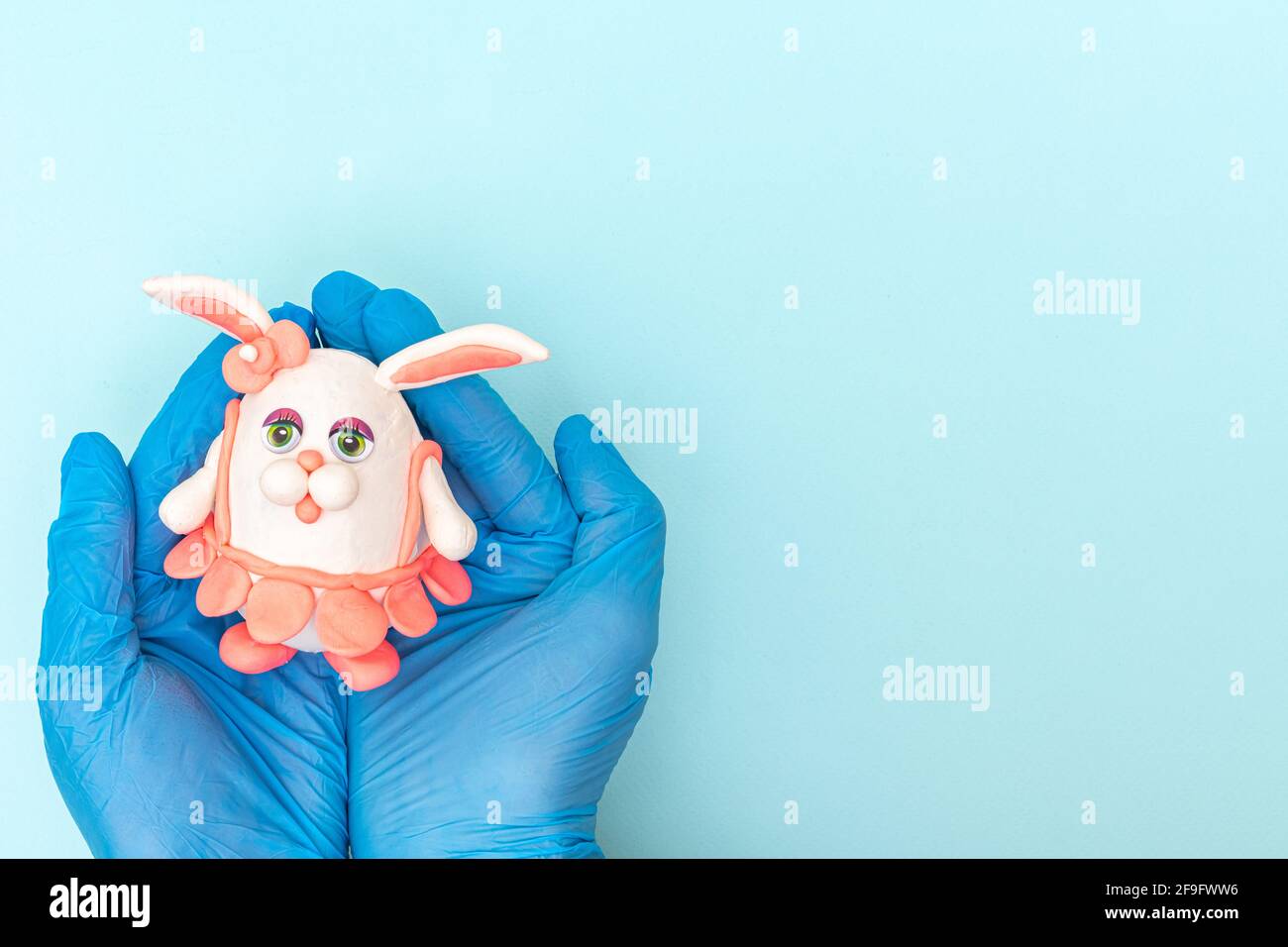 Happy bunny hi-res stock photography and images - Alamy