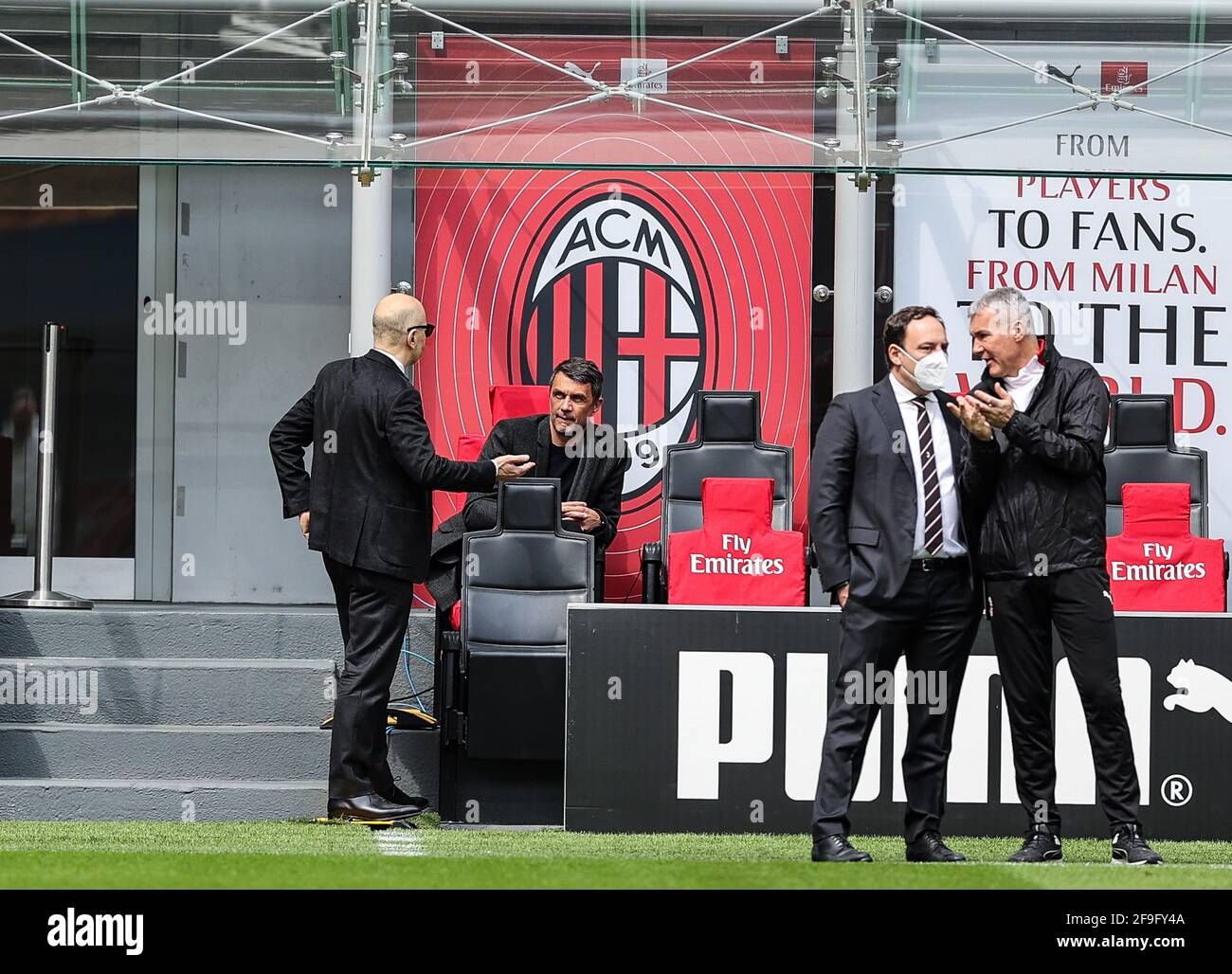 Paolo maldini ac milan shirt hi-res stock photography and images - Alamy