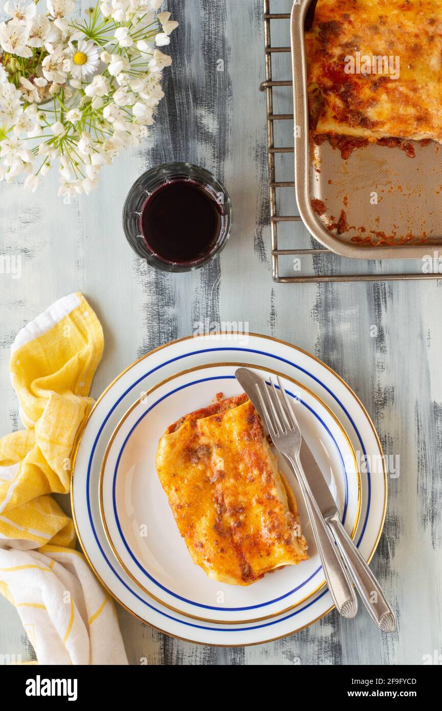 Italian filled pasta called "cannelloni Stock Photo - Alamy