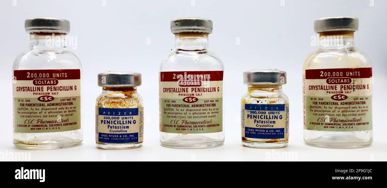 Vintage 1950s Vials of PENICILLIN G Produced by CSC Pharmaceuticals and ...