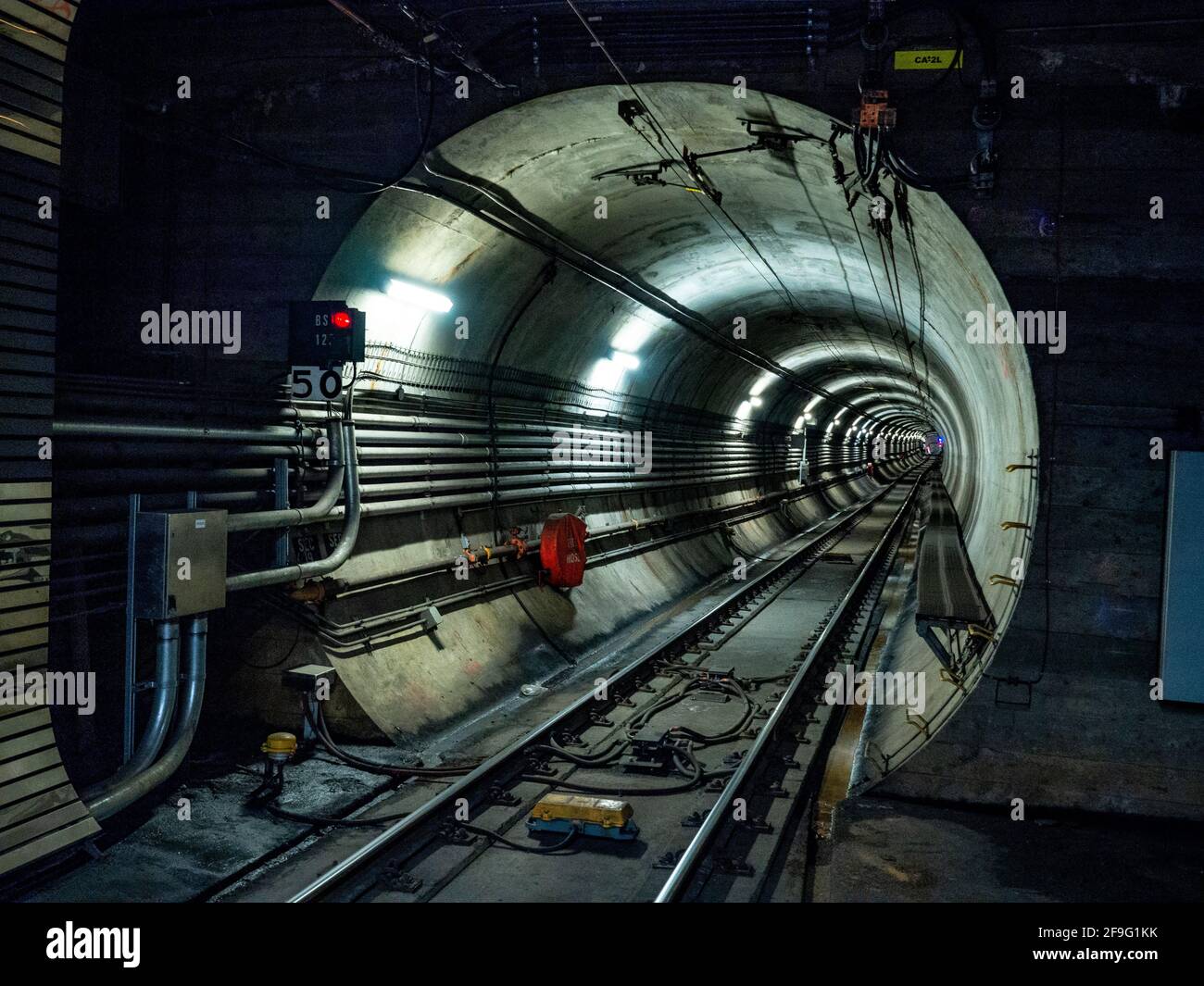 Tunnel camera hi-res stock photography and images - Alamy