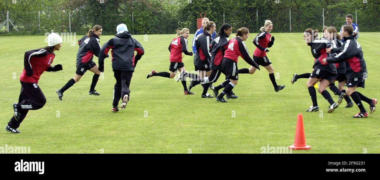Fulham training ground hi-res stock photography and images - Alamy