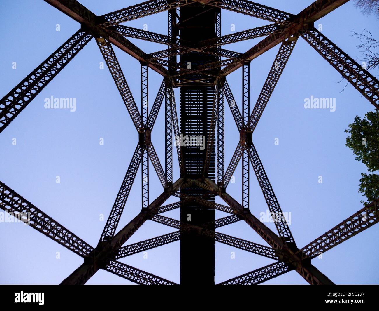Steel construction from under bridge hi-res stock photography and ...