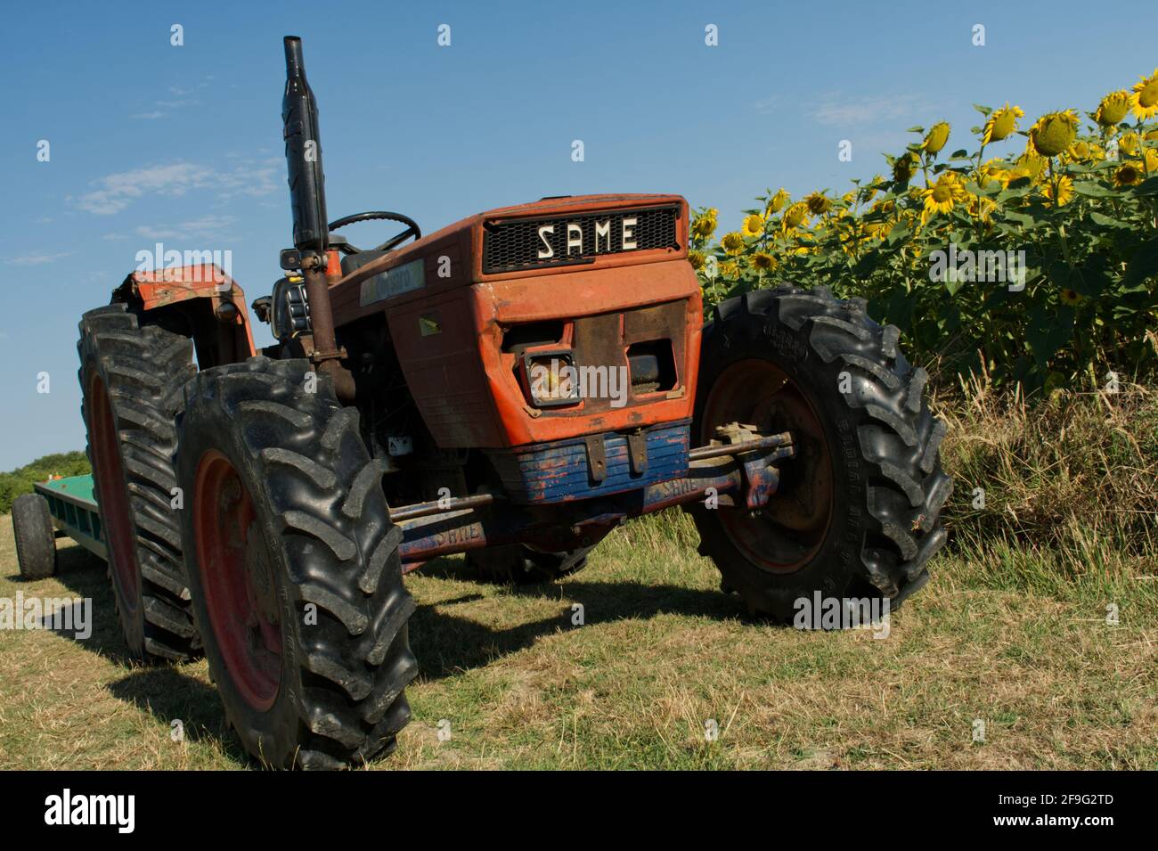 SAME tractor, open style with no cab. Old and knocked about with broken ...