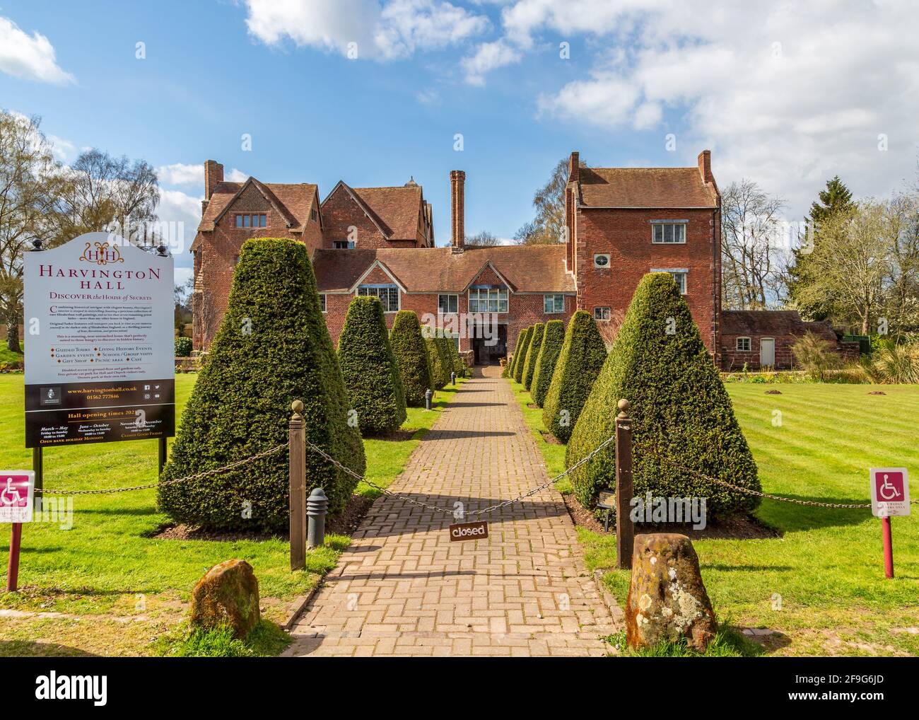 Medieval Harvington Hall in Harvington near Kidderminster ...