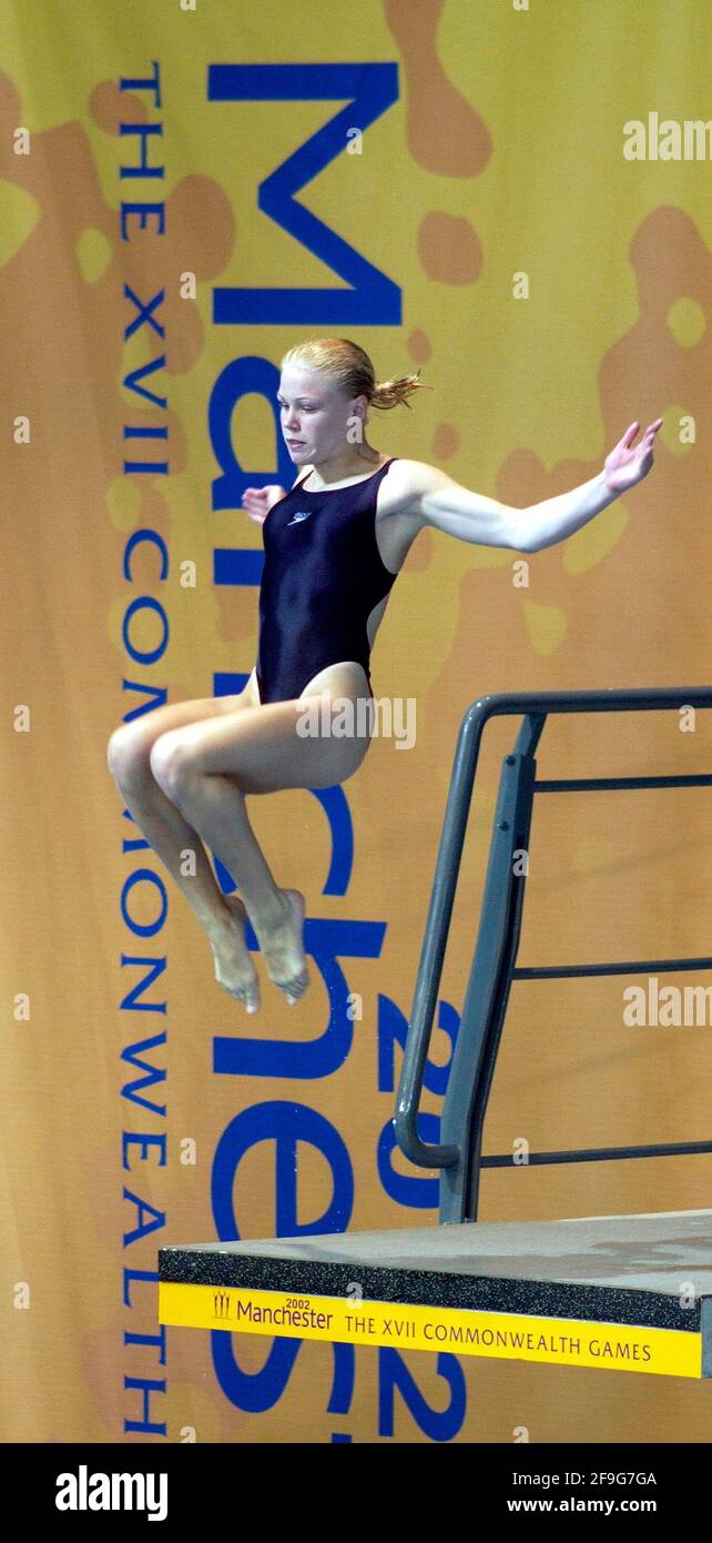 Springboard diving hi-res stock photography and images - Alamy