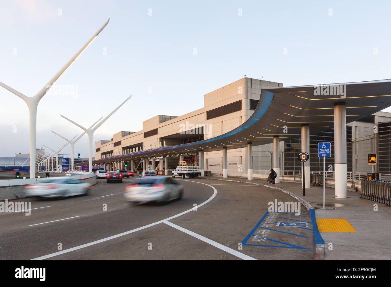 Los Angeles, USA - 22. February 2016: Tom Bradley International ...