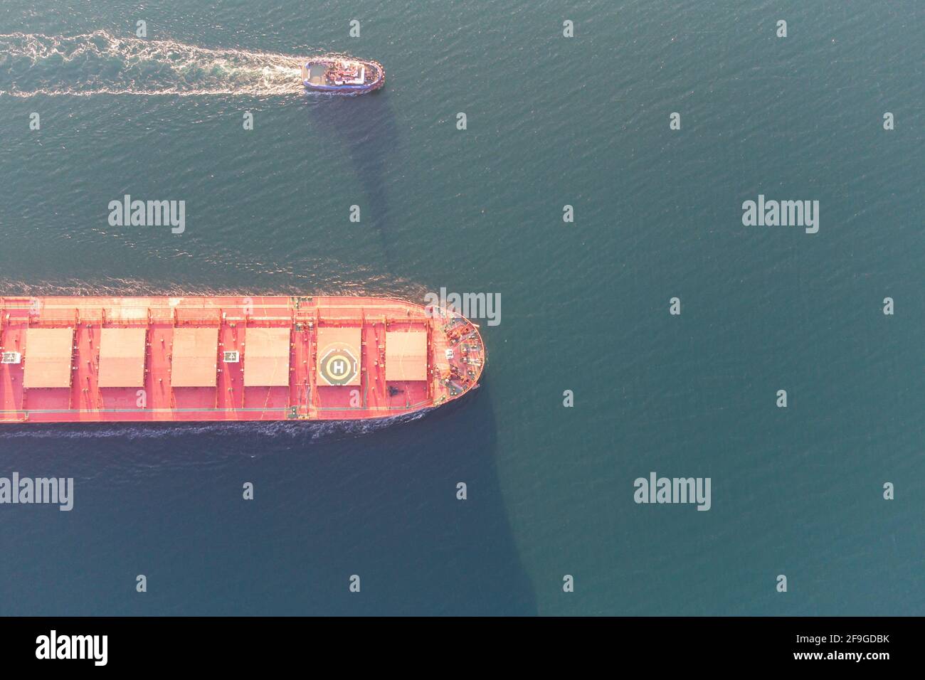 Tanker ship birds eye view hi-res stock photography and images - Alamy