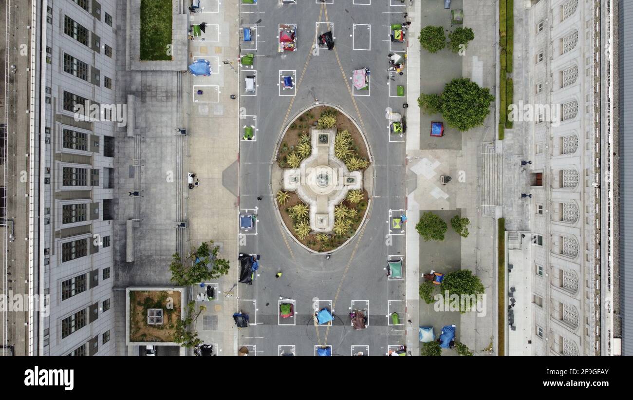 Homeless camp san francisco hi-res stock photography and images - Alamy