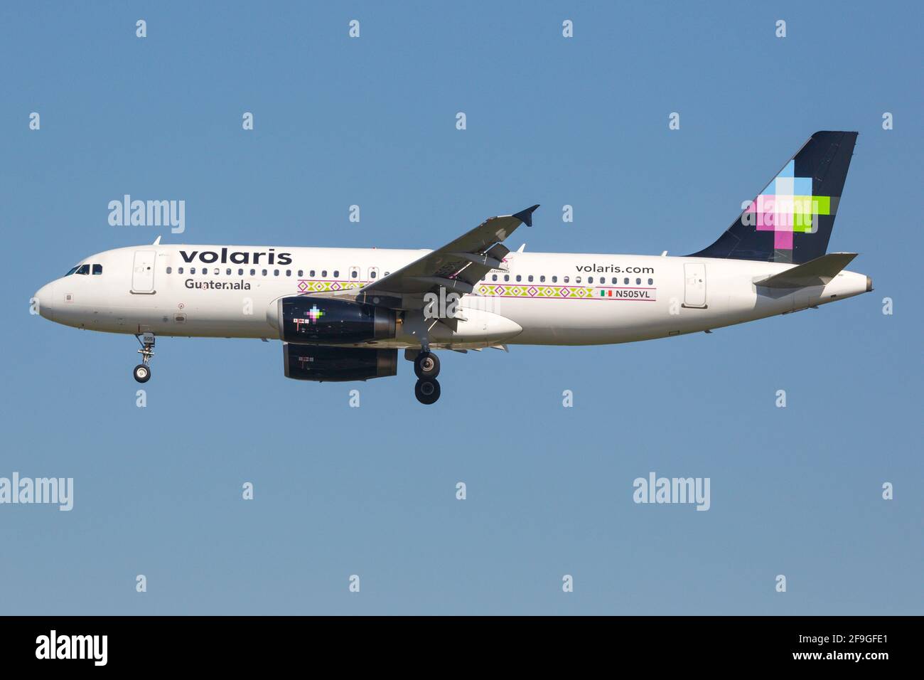 Volaris airbus a320 hi-res stock photography and images - Alamy