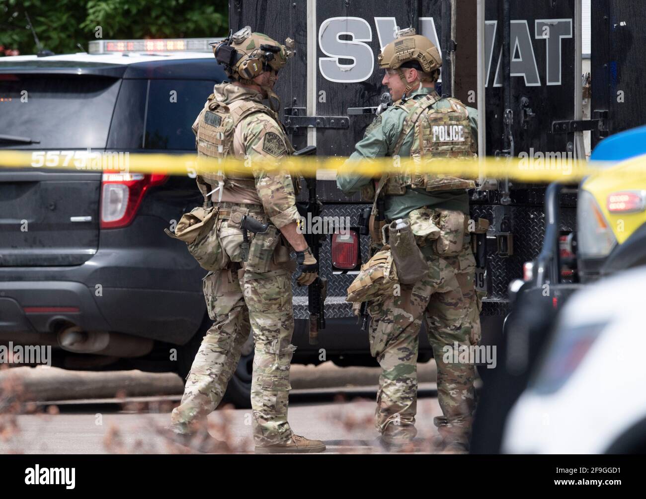 Austin, Texas, USA. 18th Apr, 2021. Police SWAT along with the Texas ...