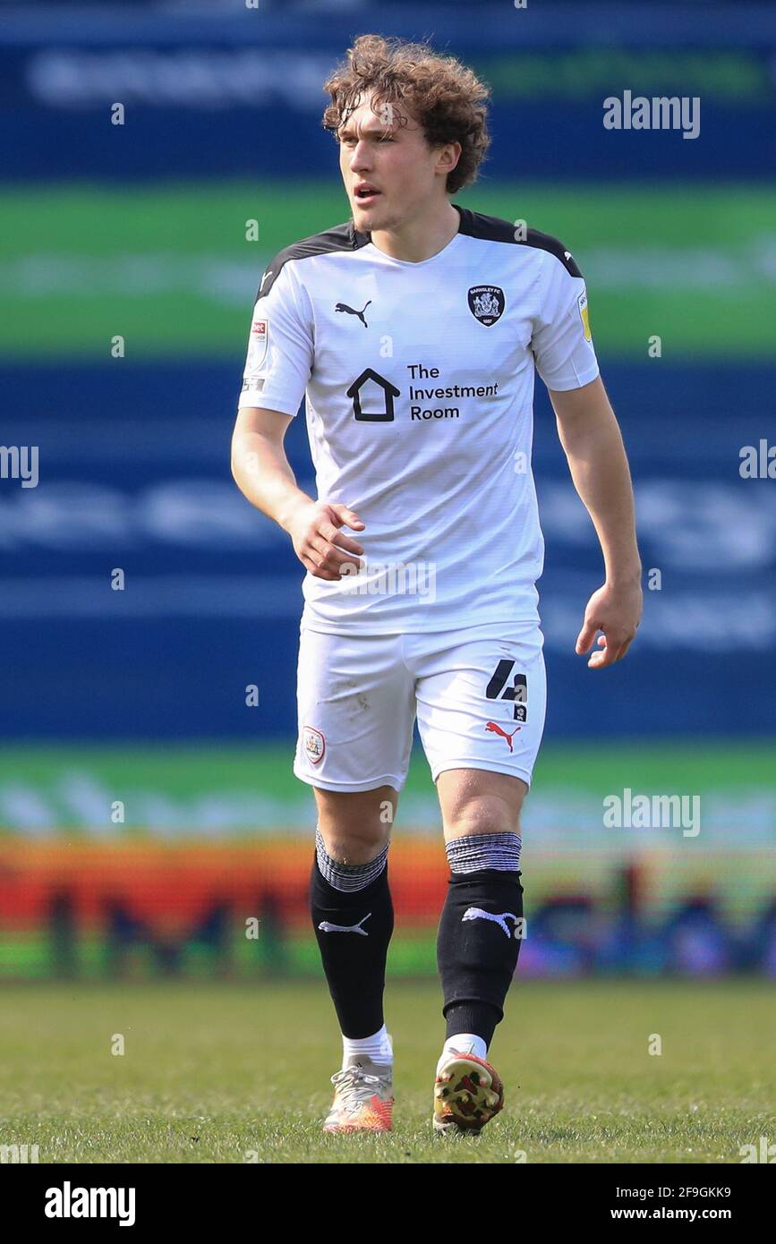 Callum Styles #4 of Barnsley during the game Stock Photo - Alamy