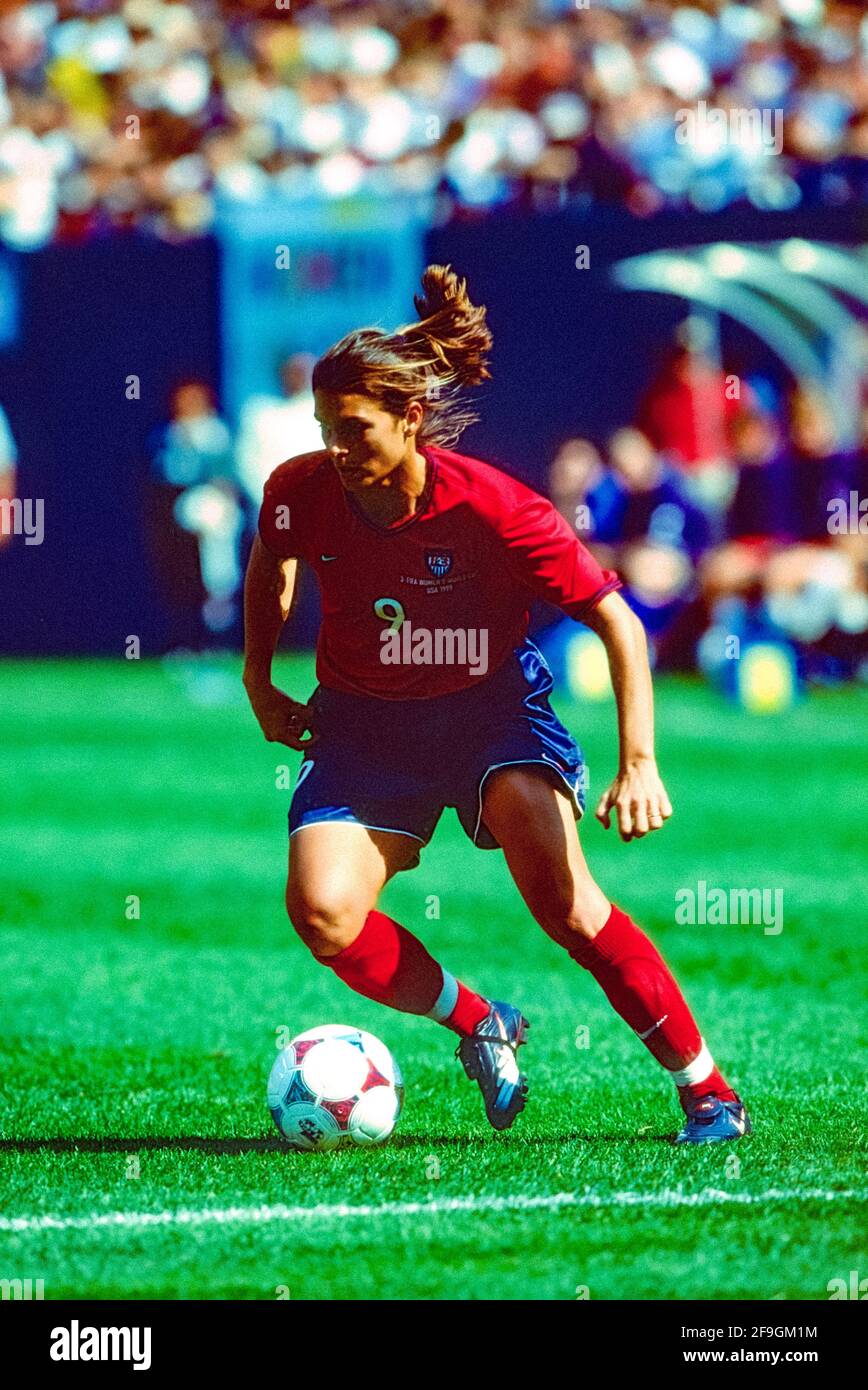 1999 usa womens soccer world cup hi-res stock photography and images ...