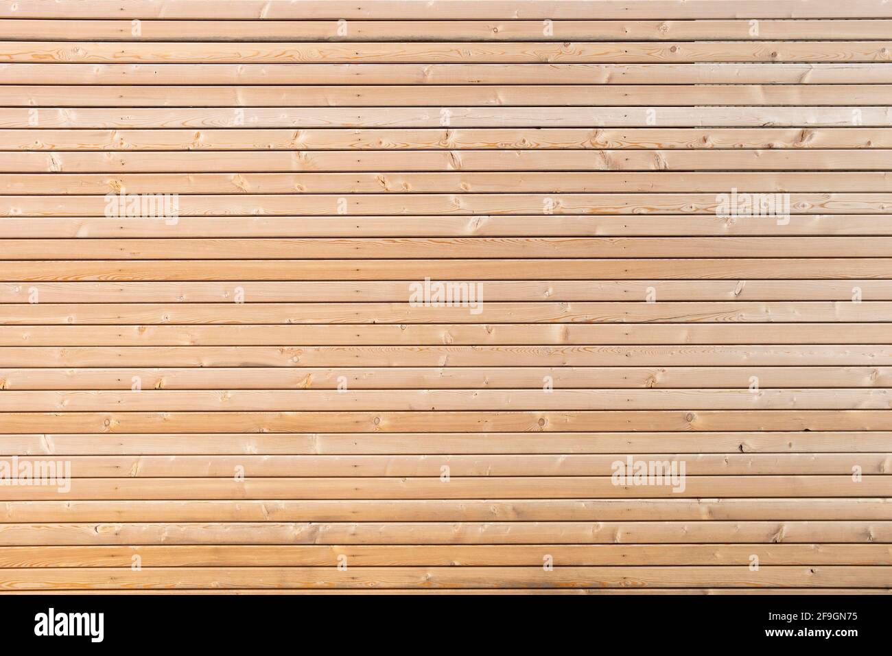 Board wall made of many narrow single boards Stock Photo - Alamy