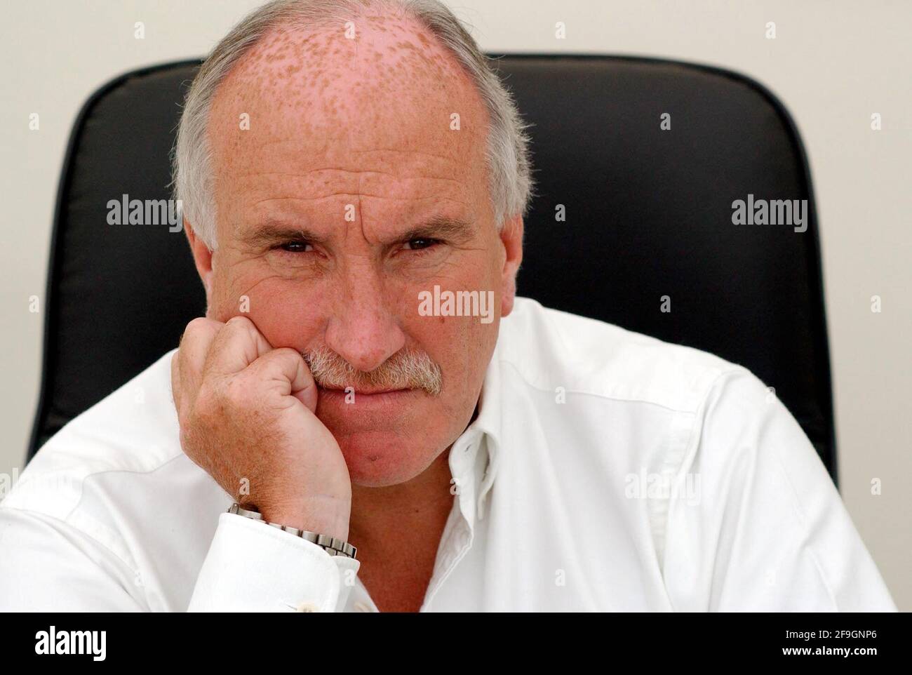 BOB IVELL OF REGENT INNS.3/6/05 TOM PILSTON Stock Photo - Alamy