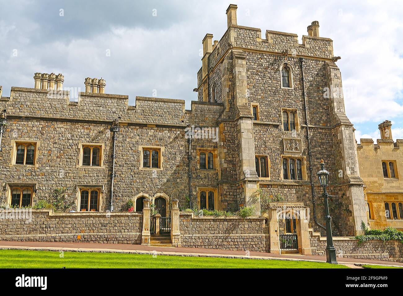 Tudor tower hi-res stock photography and images - Alamy