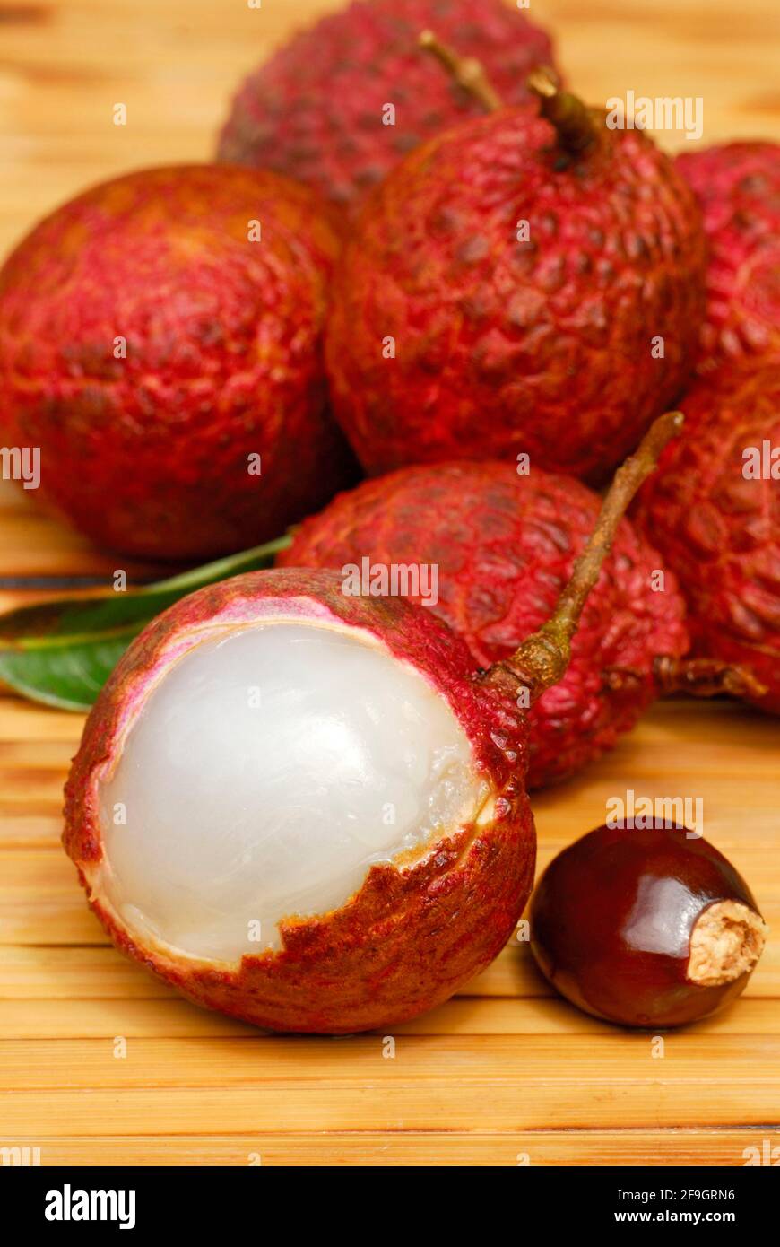 Lychee-Fruit (Litchi chinensis Stock Photo - Alamy